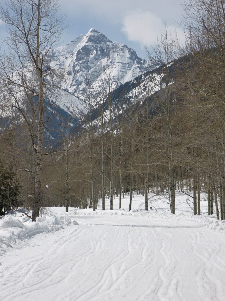 T-Lazy-7 Ranch Snowmobiling: Splendor in the Snow | Snowmobile tours in ...