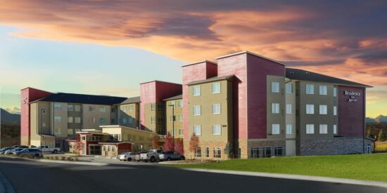 7 Best Hotels in Littleton, Colorado