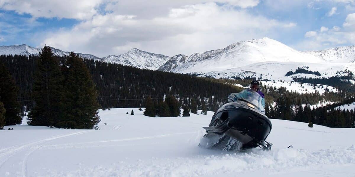 Colorado Snowmobiling Tours and Rentals | List + Map - Uncover Colorado