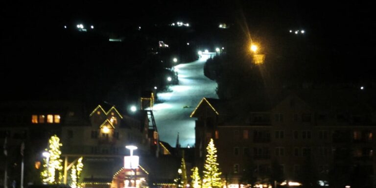 Night Skiing Under the Lights in Keystone | 2024/25 Schedule - Uncover ...
