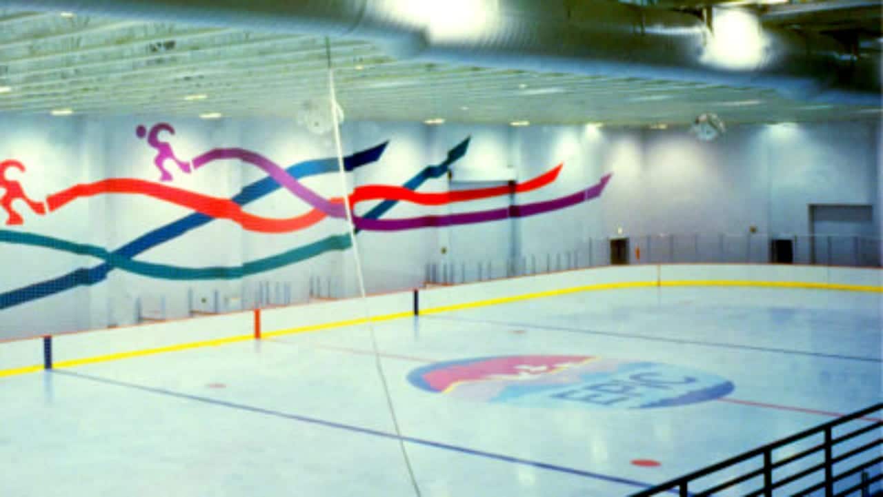 Edora Ice Pool Center | Year round indoor ice skating rink in Fort ...