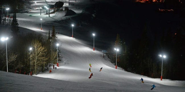 6 Resorts with Night Skiing in Colorado | Where can you ski at night in ... 6 Resorts with Night Skiing in Colorado | Where can you ski at night in ...