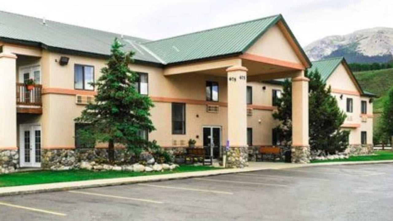 3 Best Hotels in Silverthorne, Colorado - Uncover Colorado