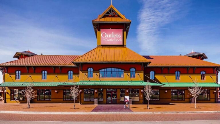 4 Best Outlet Malls in Colorado | Denver Factory Stores - Uncover Colorado