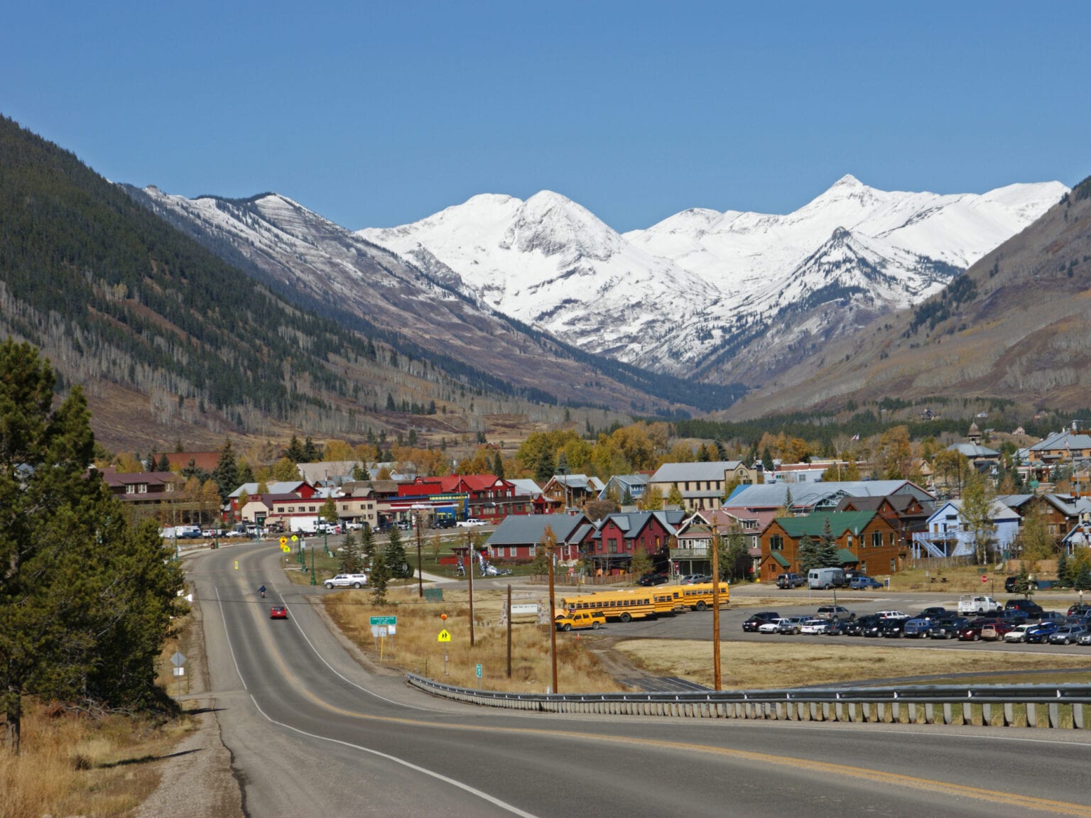 8 Iconic Mountain Towns in Colorado | Best to Live and Visit This ...