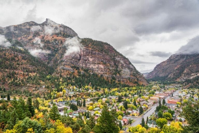 8 Iconic Mountain Towns in Colorado | Best to Live and Visit This ...