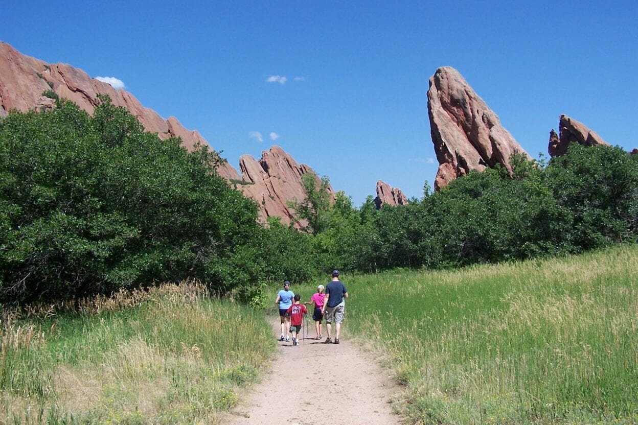 Best Beginner Hiking Trails in Colorado | Easy Hikes - Uncover Colorado