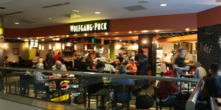Dining Guide at Denver International Airport | Where To Eat Food Inside ...