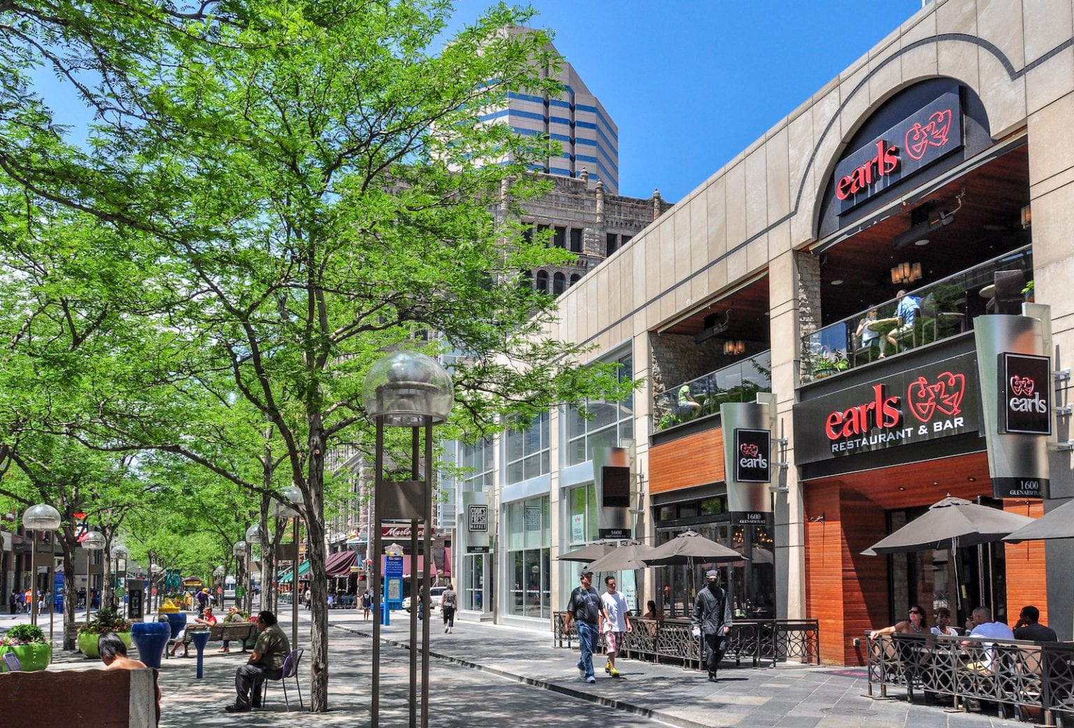 16th Street Mall - Downtown Denver, CO | Pedestrian Promenade - Uncover ...