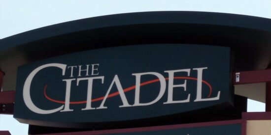 Colorado Shopping Malls and Districts | List + Map - Uncover Colorado