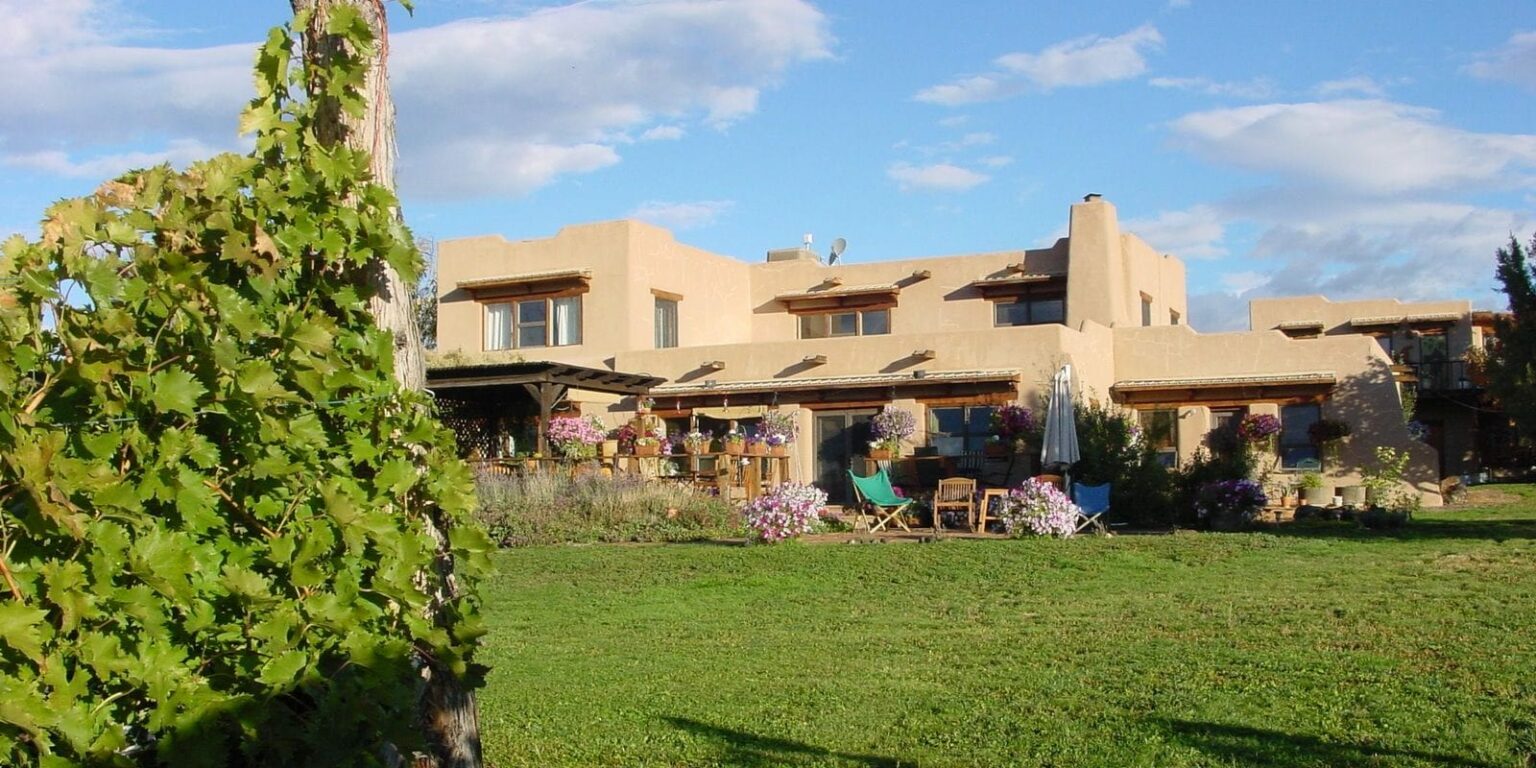 Colorado Wineries and Meaderies | List + Map - Uncover Colorado