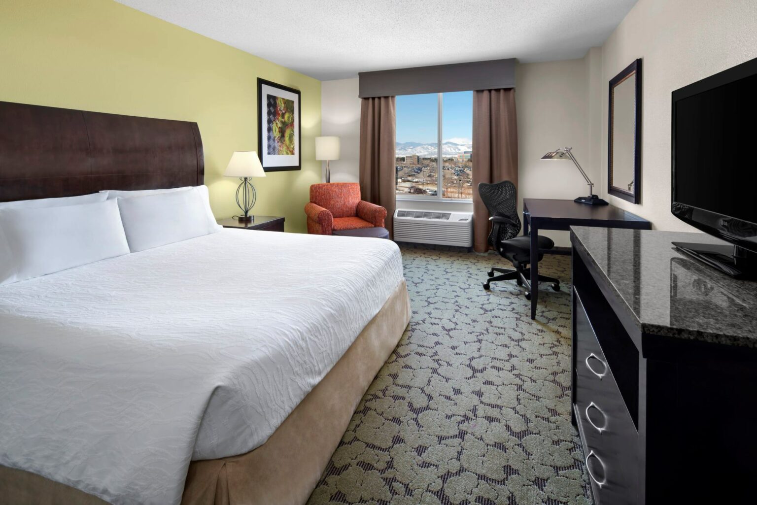 5 Best Hotels in Highlands Ranch, Colorado - Uncover Colorado