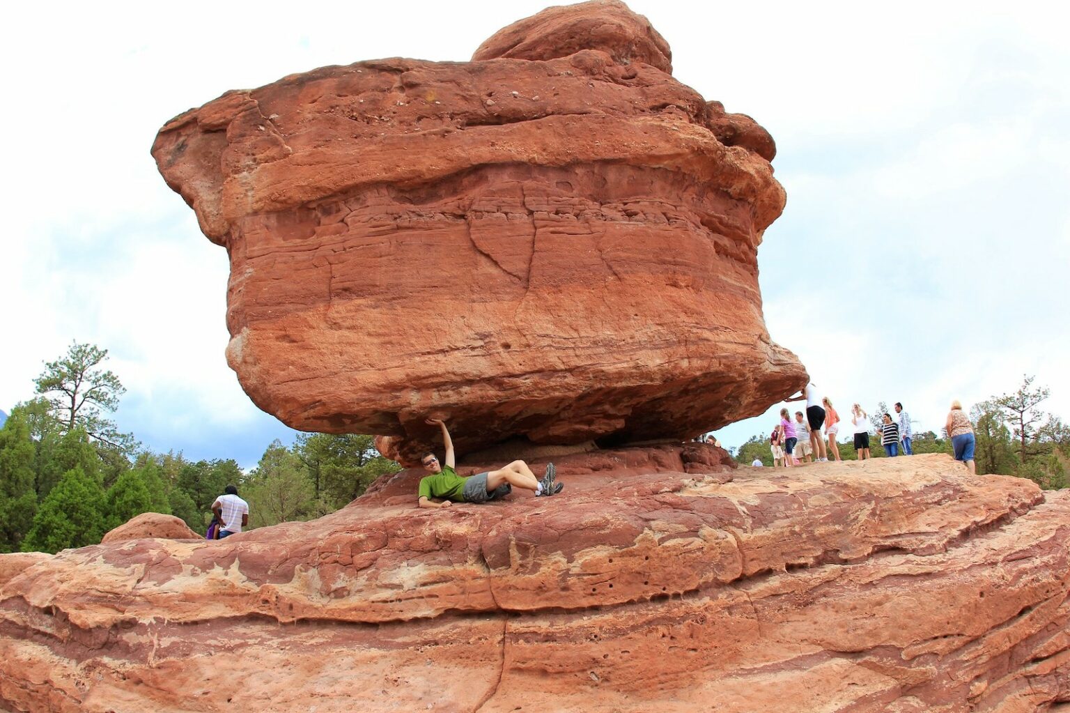 Balanced Rock in the Garden of the Gods - Colorado Springs - Uncover ...