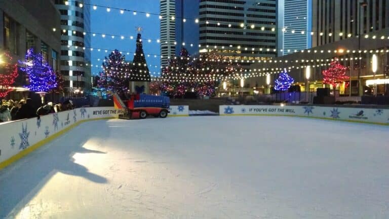20+ Top Outdoor Ice Rinks in Colorado | Ice Skating in Wintertime ...