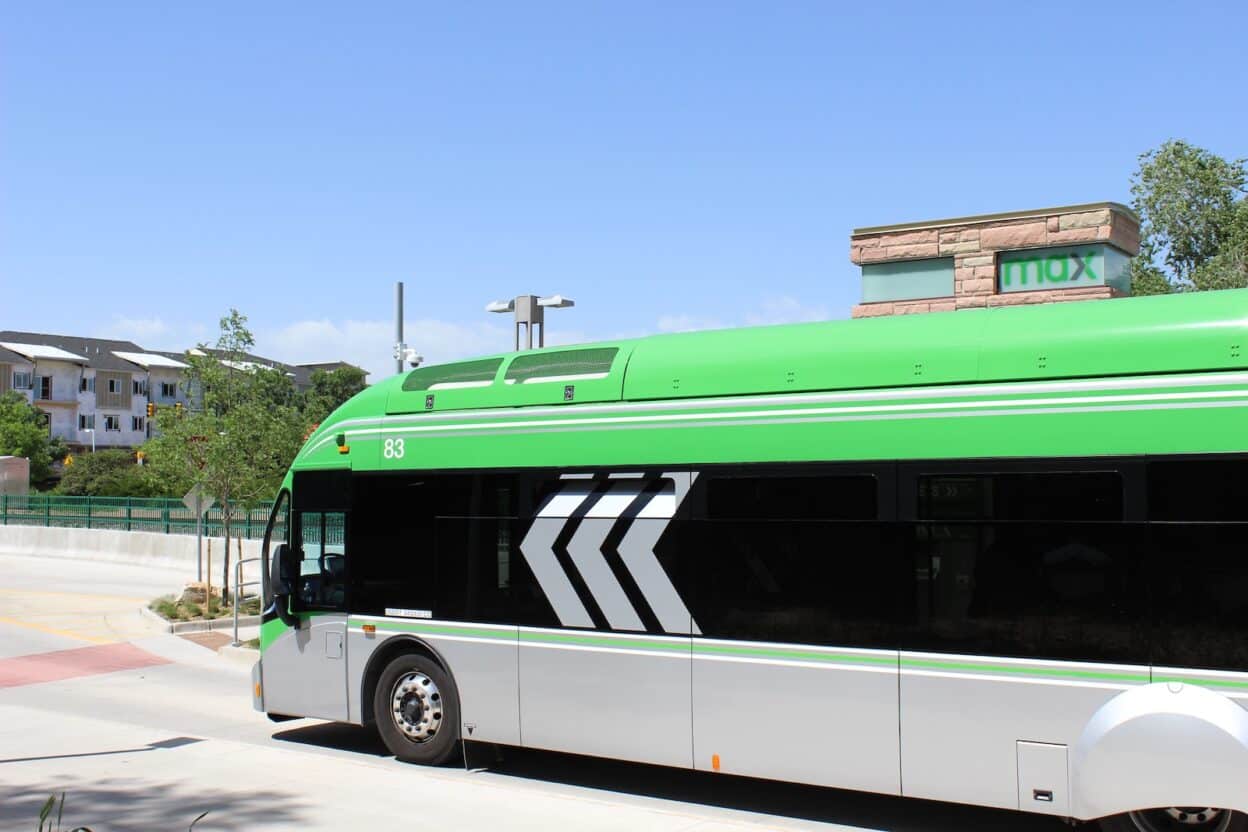 Colorado Buses | Bus Routes and Transportation - Uncover Colorado