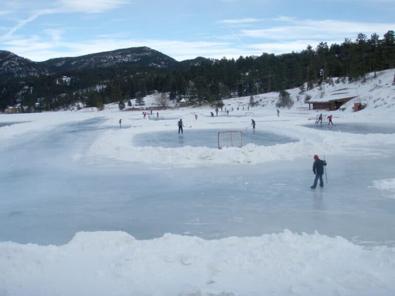 20+ Top Outdoor Ice Rinks in Colorado | Ice Skating in Wintertime ...