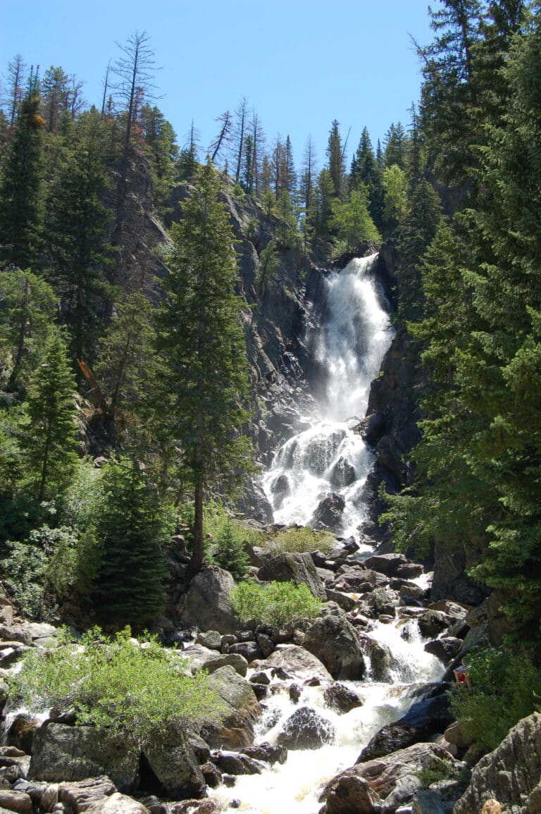 Colorado Waterfalls | Map of Waterfalls and Hikes in CO
