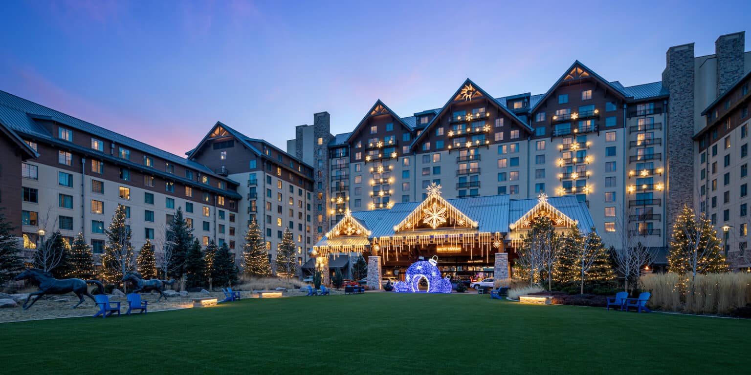 ICE! Christmas at Gaylord Rockies - Aurora, CO | 2025 - Uncover Colorado